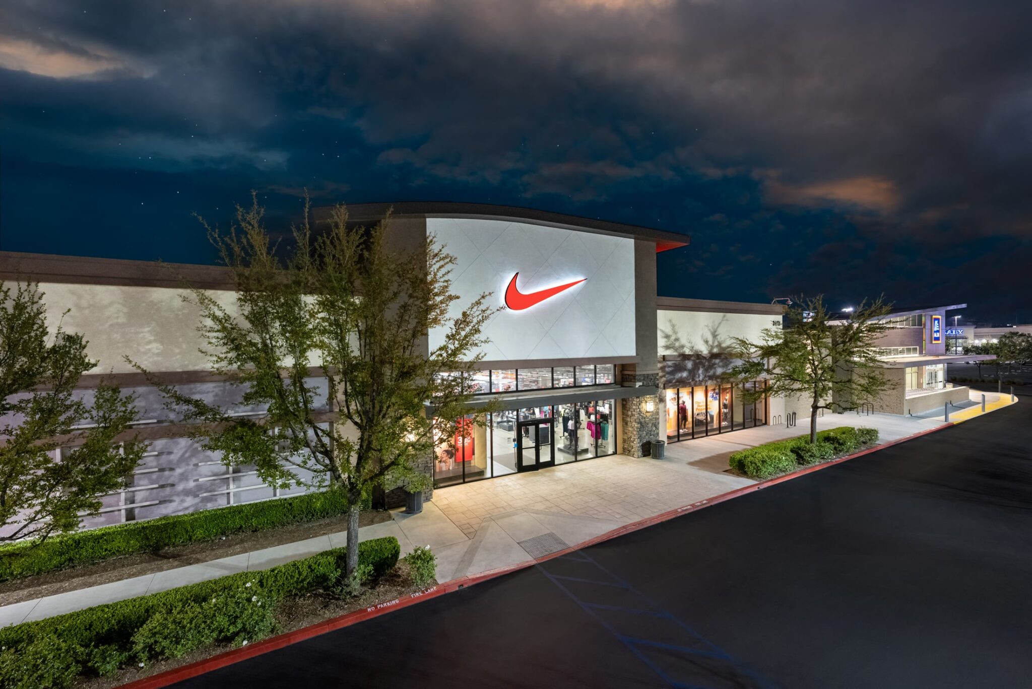 Nike - Mountain Grove